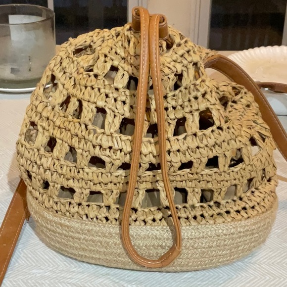 Universal Thread | Bags | Rattan Bucket Bag | Poshmark